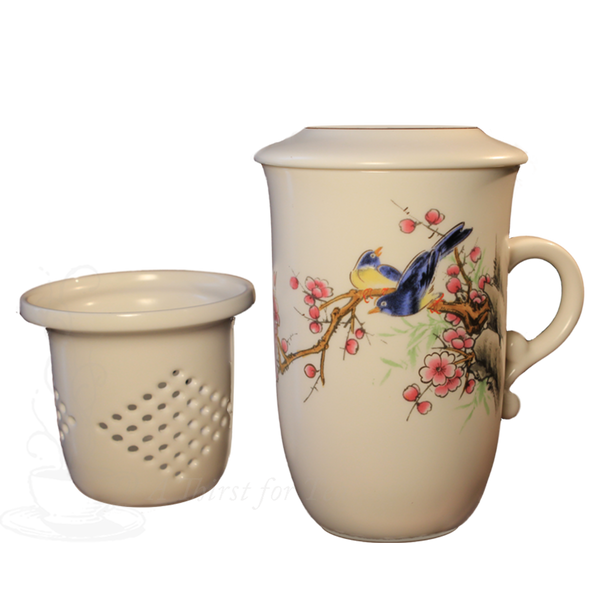 Our porcelain filtering tea mug is perfect for brewing & sipping tea