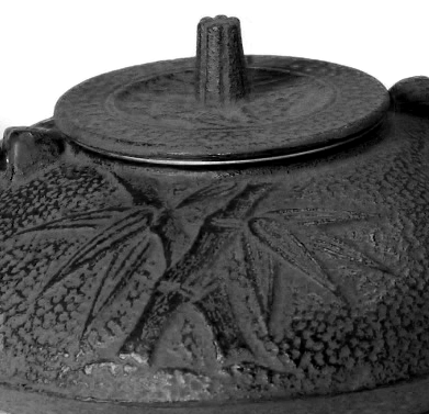 Large Black Bamboo Cast Iron Teapot, 34 fl.oz.